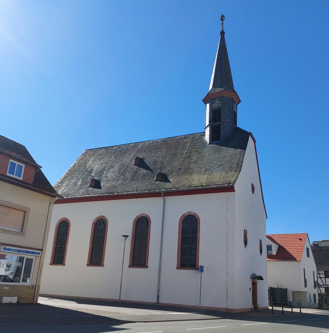 Pfarrei Maria Himmelfahrt im Taunus: St. Alban, Schönberg